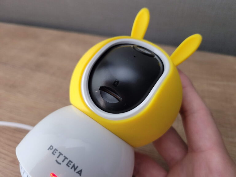 PETTENAのペットカメラ レビュー｜360°回転に自動追尾機能、暗闇でも使えます｜いまいちど.ログ